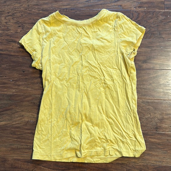 Tops | Universal Thread Tshirt | Poshmark